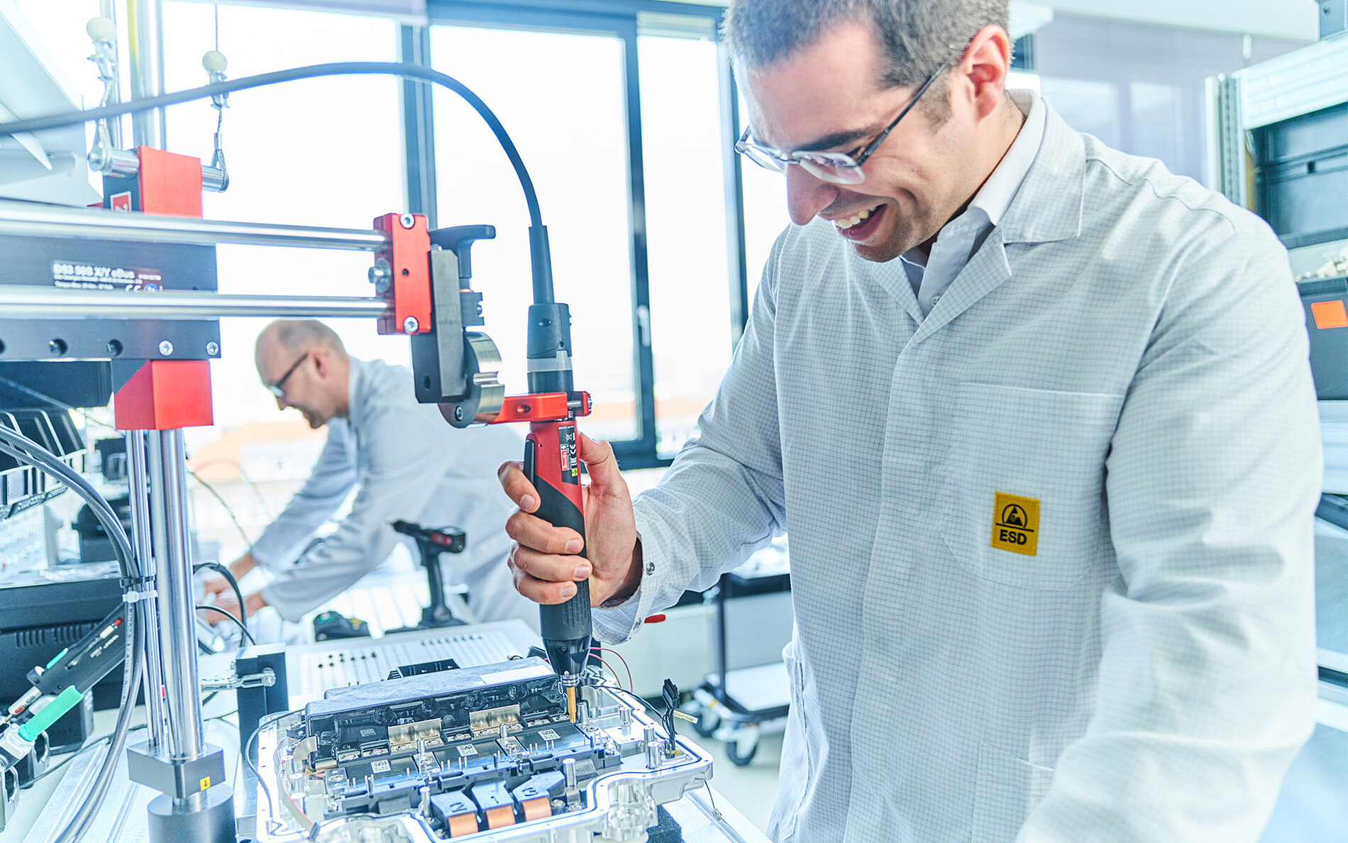 Sustainable manufacturing for high-tech electronics | Silver Atena